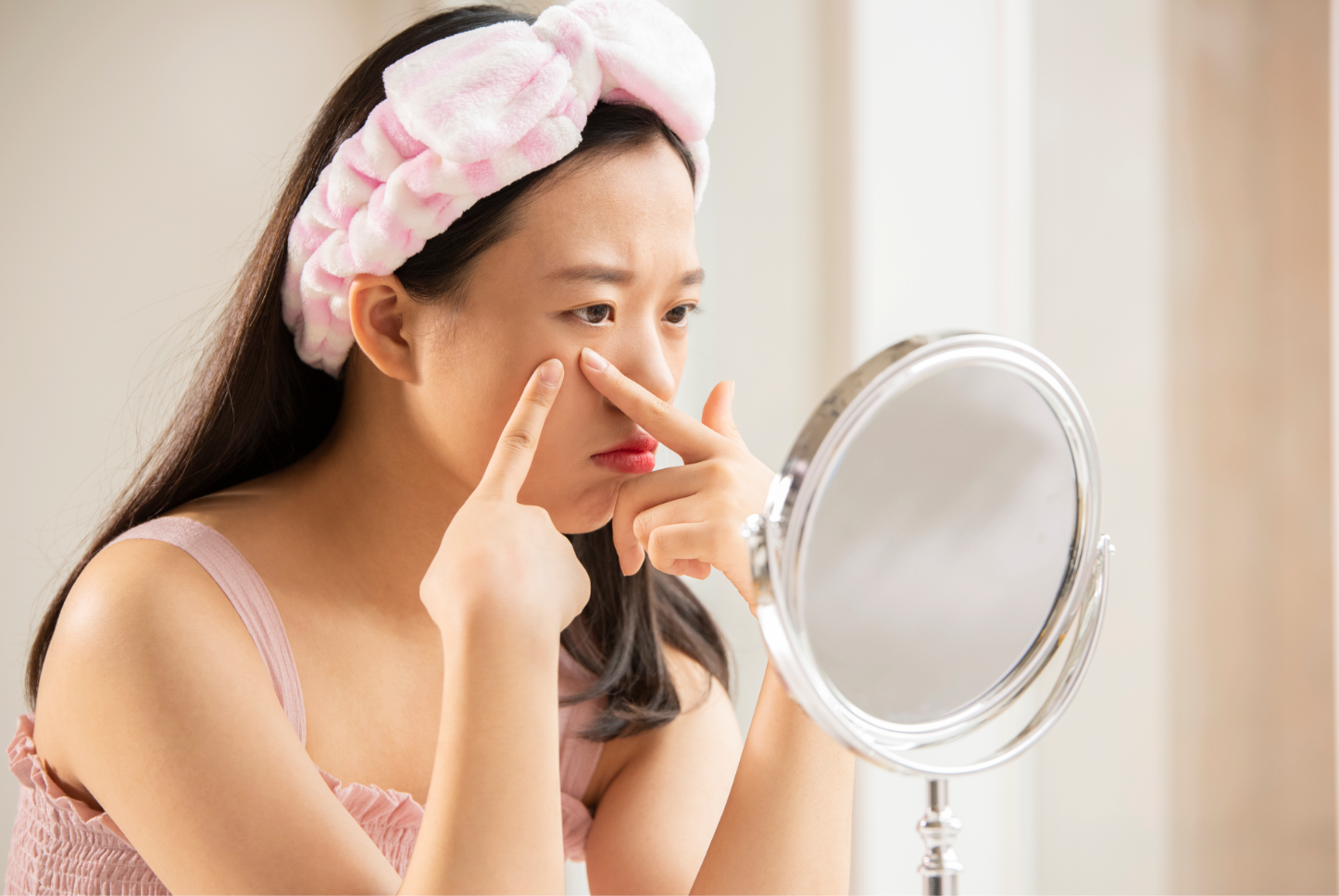 Lý Giải Nguyên Nhân Xuất Hiện Mụn Trước Chu Kì “Đèn Đỏ” & Cách Phòng T ...